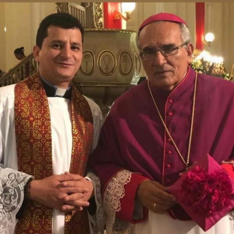 Diócesis de León abre proceso contra sacerdote colombiano y lo acusa de ...