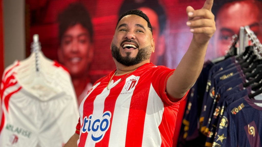 JR entrega pensión de 4 mil dólares a hijo con magistrada de dictadura ...