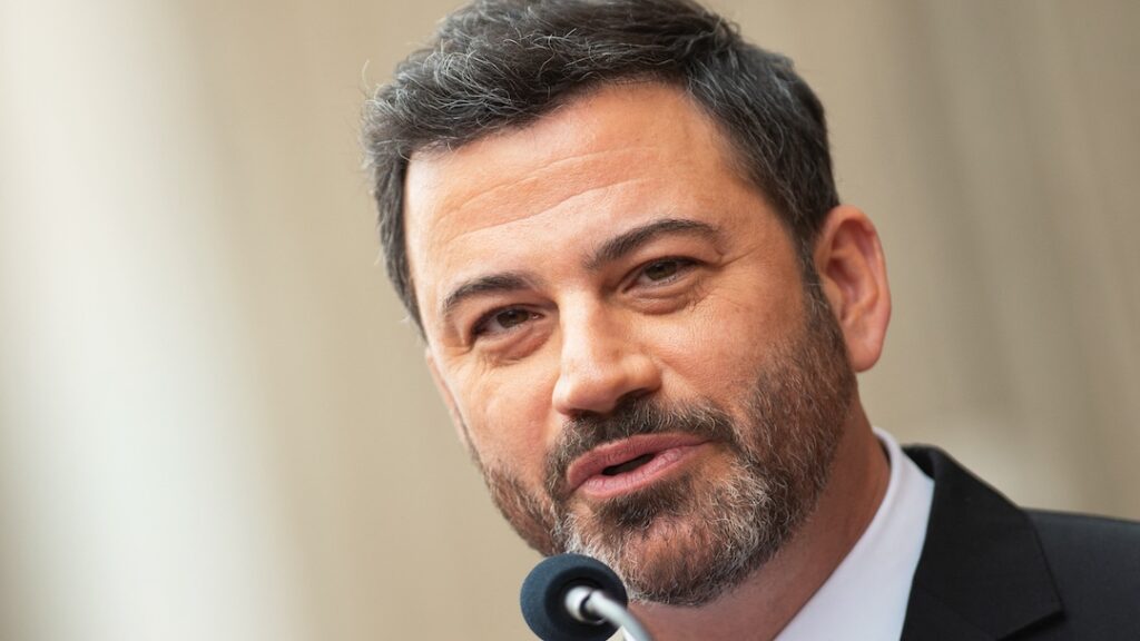 Diputados sandinistas oficializan la bandera del FSLN como símbolo patrio