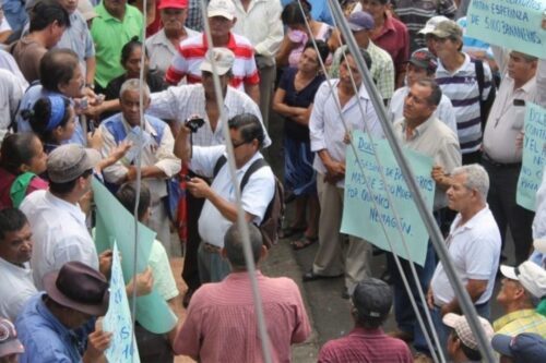 Francia falla en contra de campesinos nicaragüenses afectados por el ...